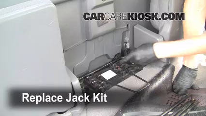 Fix a Flat Tire: Ford Ranger (1998-2005) - 1999 Ford Ranger XLT 4.0L V6 ...