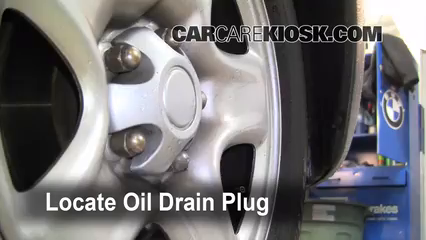 Oil & Filter Change Toyota RAV4 (2001-2005) - 2001 Toyota RAV4 2.0L 4 Cyl.