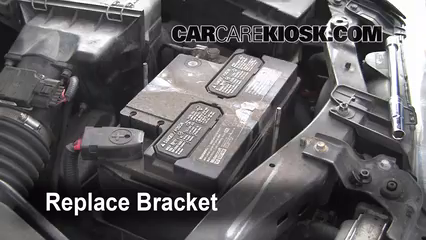 Battery Replacement: 2001-2004 Ford Escape - 2004 Ford Escape Limited 3 ...